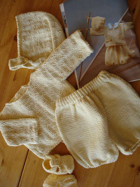 Ravelry: Wraparound Jacket 88.256 pattern by Pingouin