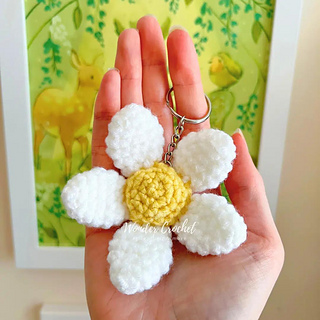 Ravelry: Flower Keychain pattern by Allison Wonder