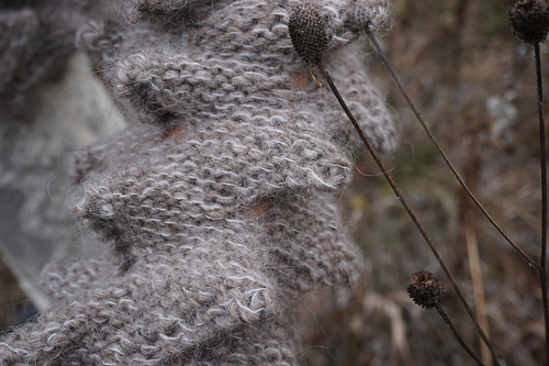 Help to understand how to knit a pattern with these spikes! : r/knitting