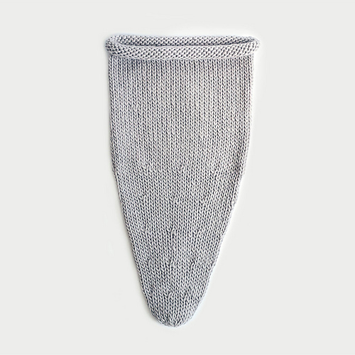 Ravelry: Baby Pea Pod pattern by Paige Ruston