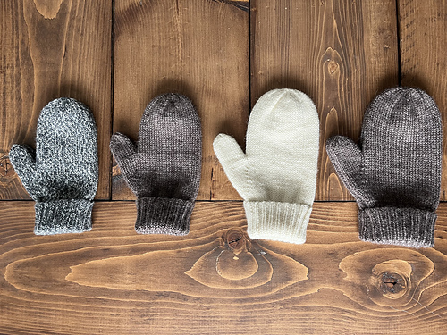 Ravelry: Unisex Mittens pattern by Stephanie Gifford