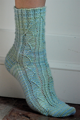 Ravelry: Atlantis pattern by Kirsten Kapur