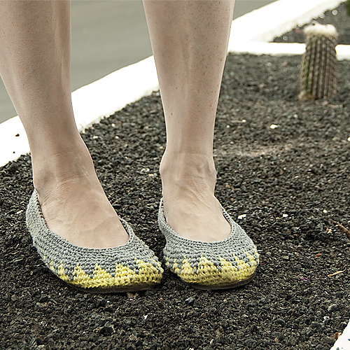 Ravelry: PICNIC Flat Shoes pattern by Ana Tenorio