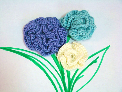 Ravelry: Rose Applique pattern by Esther Leavitt