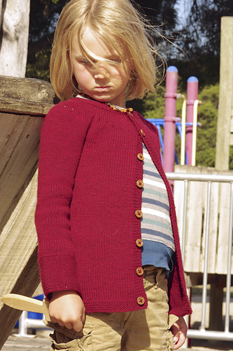 Ravelry: Wallaby (8ply/DK version) pattern by Georgie Nicolson