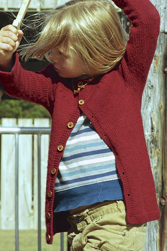 Ravelry: Wallaby (8ply/DK version) pattern by Georgie Nicolson