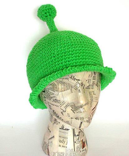 Ravelry: Alien Martian Cap pattern by Timary Peterson
