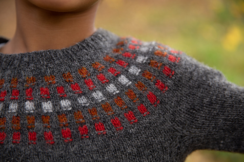 Ravelry: Embers pattern by tincanknits