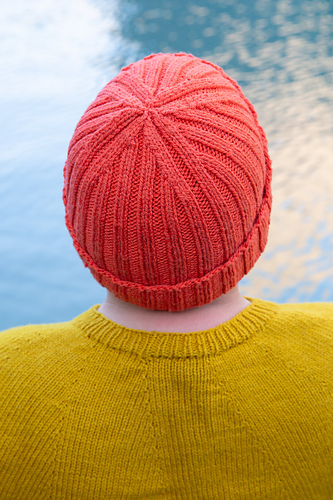 Ravelry: Basic Beanie pattern by tincanknits