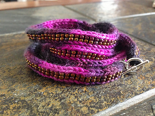 Ravelry: Black Mamba pattern by Rachel Wadsley