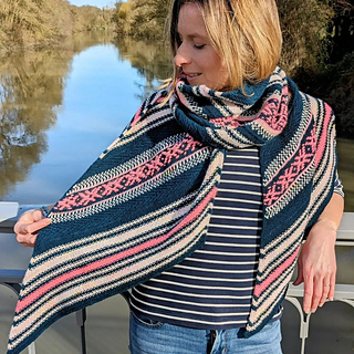 Ravelry: titcaro's Geweef Shawl