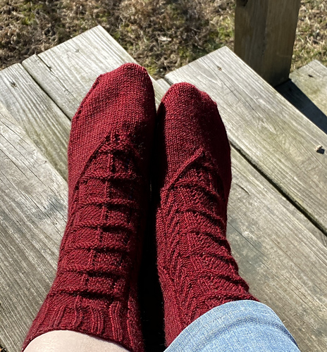 Ravelry: Lallybroch pattern by Heidi Nick
