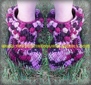 Ravelry: Adult Bobble Boots pattern by Tera Kulling