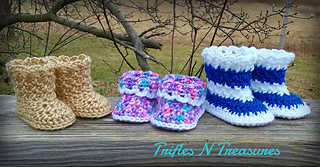 Ravelry: Pebble Booties pattern by Tera Kulling