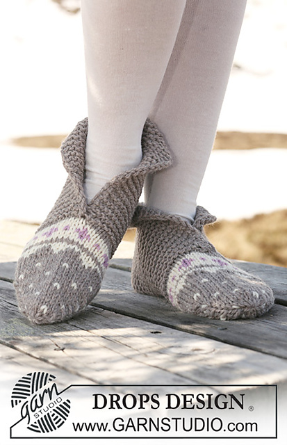 Ravelry: 116-37 Highland Dew Slippers pattern by DROPS design