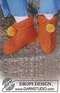 Ravelry: s12-19 Felted booties pattern by DROPS design