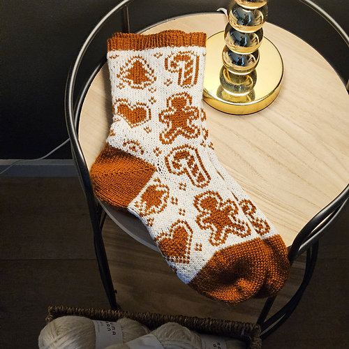 Ravelry: Pepperkakesokker / Gingerbread Socks pattern by Tonje Haugli