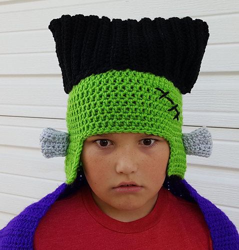 Ravelry: Big Frank Hat and Scarf pattern by Heidi Yates