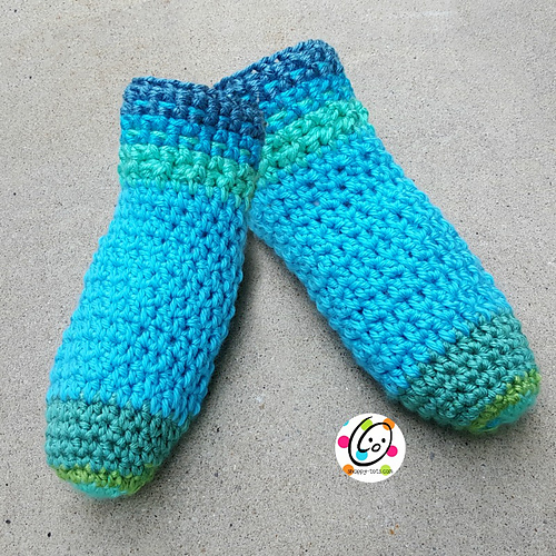 Ravelry: Essential Slippers for Women pattern by Heidi Yates