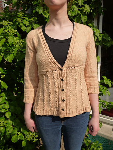 Ravelry: 111-34 Encanto pattern by DROPS design