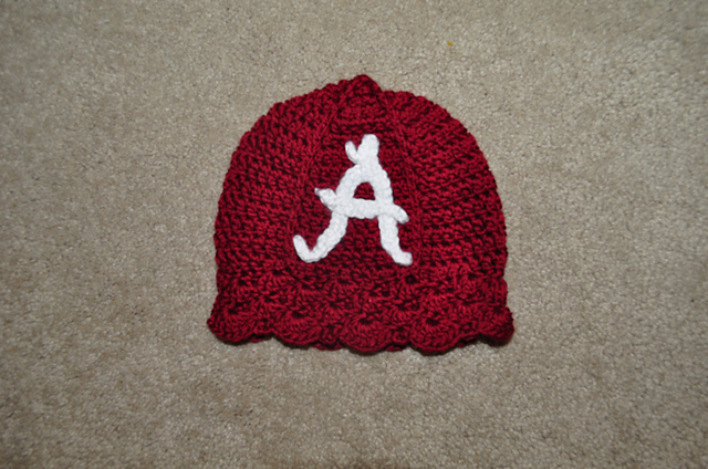 Ravelry: Ribs & Ruffles Beanie pattern by 5packs Crochet