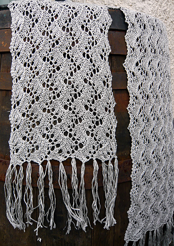 Ravelry: enja's scarf/stole pattern by Åsa Tricosa