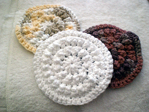 Ravelry: Round Bumpy Scrubbie pattern by AD