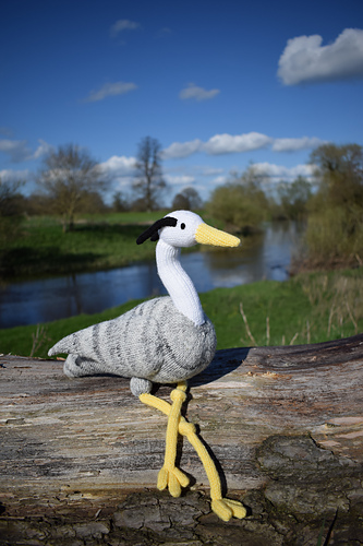 Ravelry: Sonia the Heron pattern by Trish Roberts | trishlemoose