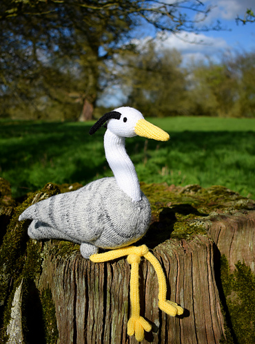 Ravelry: Sonia the Heron pattern by Trish Roberts | trishlemoose