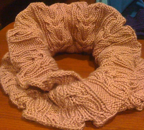 Ravelry: Double Lyre Moebius pattern by Luise O'Neill