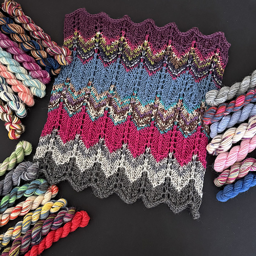 Ravelry: Gather Round Cowl pattern by Woollen Knots