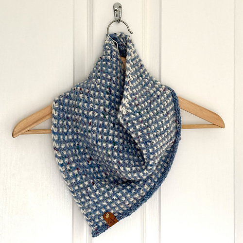 Ravelry: Dublin Cowl pattern by Woollen Knots