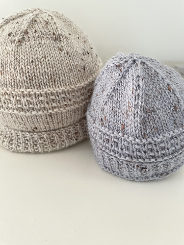 Ravelry: Cosy Beanie pattern by Sharyn Armstrong
