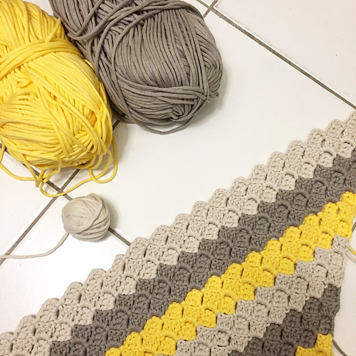 Ravelry: Pop Floor Mat pattern by Tae Nomura