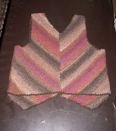 Ravelry: Diagonal Garter Vest pattern by Umme Yusuf