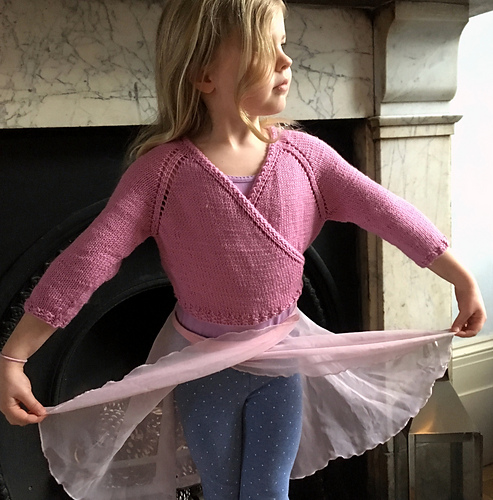 Ravelry: Ballet wrap pattern by Sophie McKane