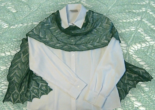 Ravelry: Lace Holly pattern by Susann Hajjar