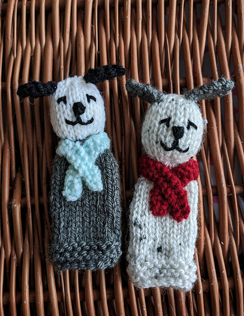 Ravelry: Dog finger puppet pattern by Una O'Malley