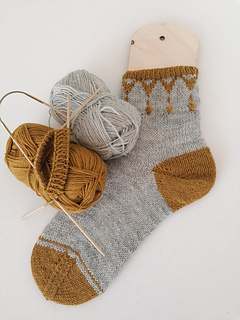 Ravelry: MolinrugeSocks pattern by Karin Schär