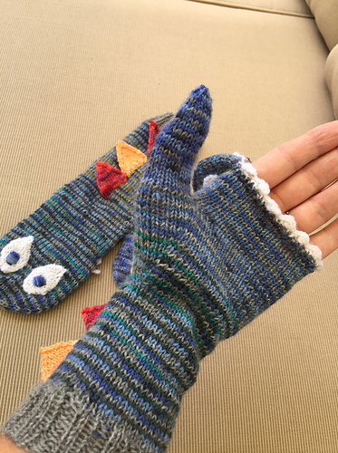 Ravelry: Convertible Monster Mittens pattern by Doreen Blask