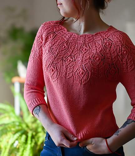 Ravelry: Rosavere Top pattern by Valentina Bogdanova