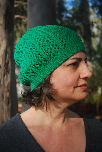 Ravelry: Bijou Hat pattern by Valeria Garcia