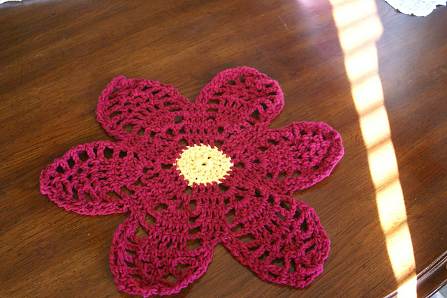 Ravelry: Poinsettia Flower Hot Pad pattern by Jean R. Leffler