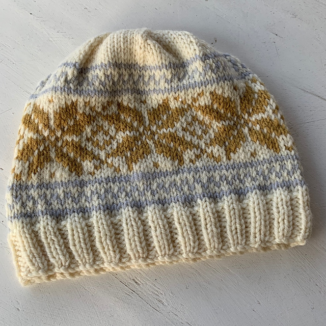 Ravelry: Nordic Star Hat pattern by Vandie