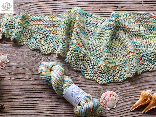 Ravelry: Atlantis Scarf pattern by Vanessa Ewing