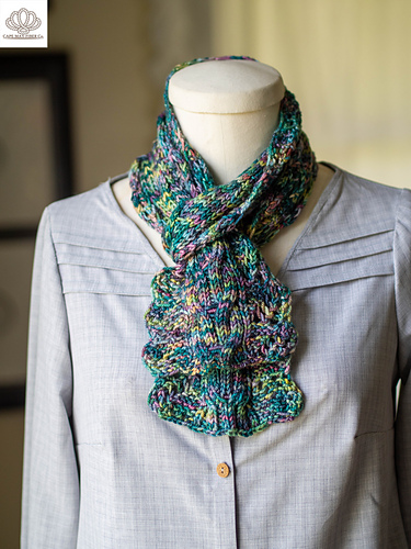 Ravelry: Wishbone Scarf pattern by Vanessa Ewing