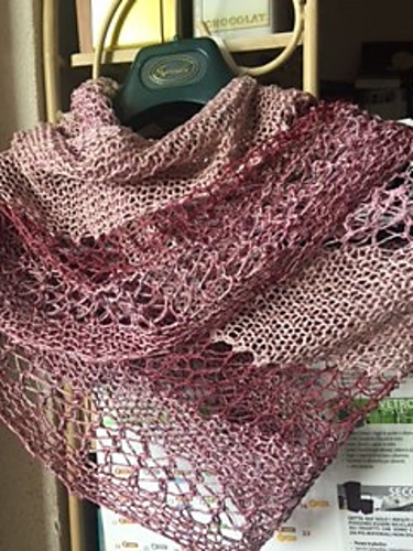 Ravelry: Julia pattern by Laura Virginia Manfredi
