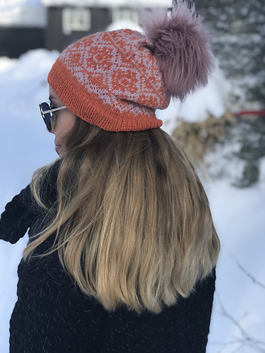 Ravelry: Mountain rose hat with pompom pattern by Anne Merete Fjeld ...