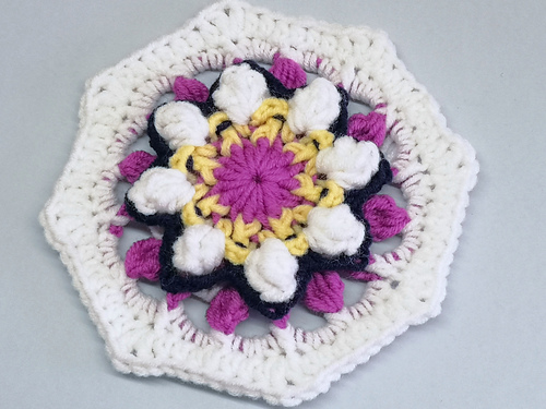 Ravelry: Octagon #2 pattern by Veronika Liachovic