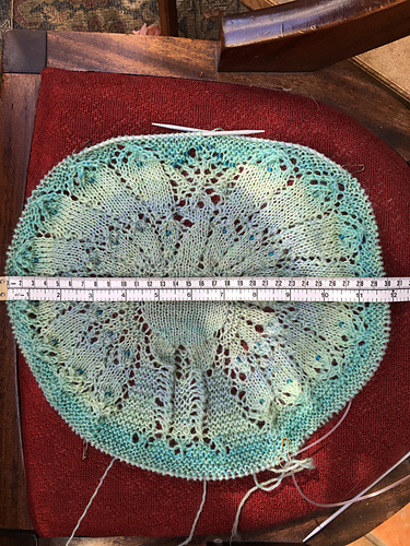Ravelry: veebran's Peacock Pi Shawl
